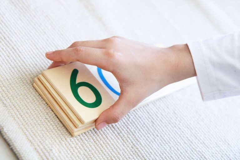 Los Números Largos Montessori con Imprimible para descargar Gratis ...