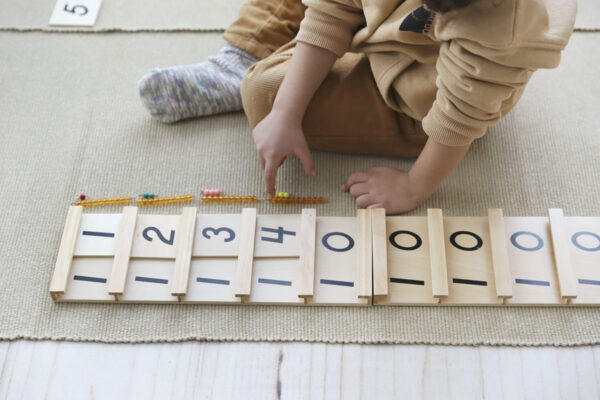 Aprender los números del 11 al 19 con las perlas Montessori – Principio ...